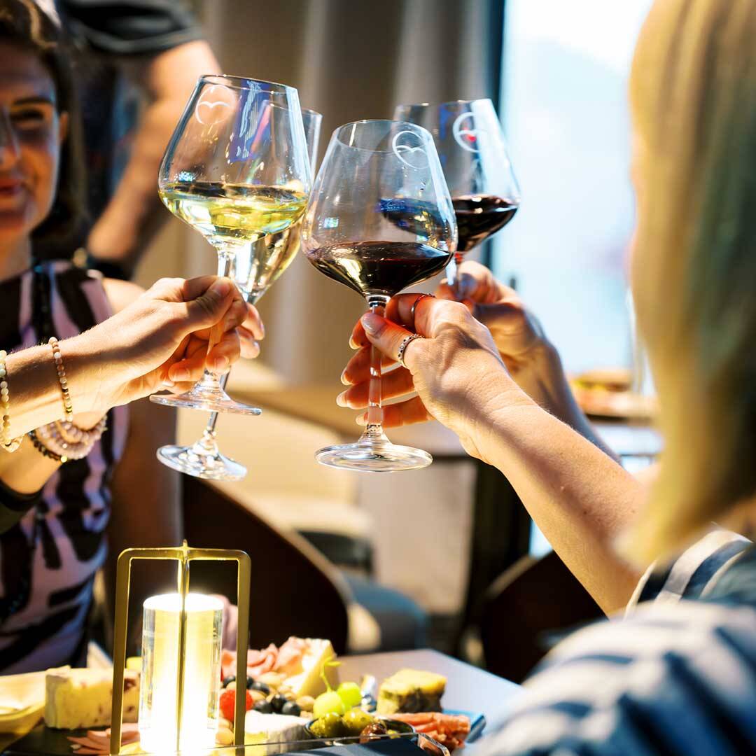 Golf & Social Lounge in Perth | Albatross Lounge